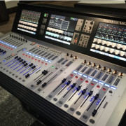 Equipo de sonido en vivo e iluminación de segunda mano | Hispasonic