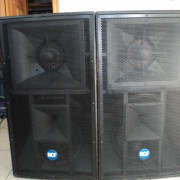 Equipo de sonido en vivo e iluminación de segunda mano | Hispasonic