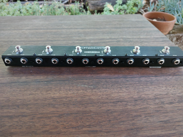 GigRig QuarterMaster 6 QMX-6 de segunda mano por 250 € en Pontevedra