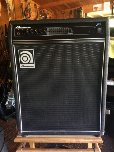 Vendo ampeg b3 de segunda mano por 400 € en Pontevedra | Hispasonic