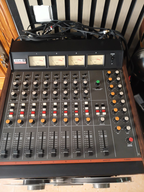 Tascam 38 + accesorios de segunda mano por 1450 € en Alicante