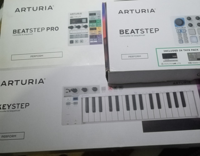 Por liquidación de estudio vendo el equipo. de segunda mano por 100 ...