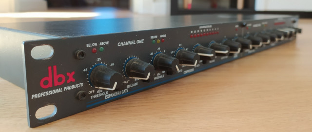 Dbx 166 XL de segunda mano por 120 € en Madrid | Hispasonic