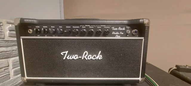 Two rock Studio Pro Plus de segunda mano por 1900 € en Granada ...