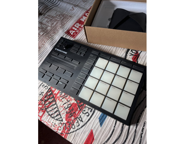 Maschine Mikro MkIII de segunda mano por 100 € en Sevilla