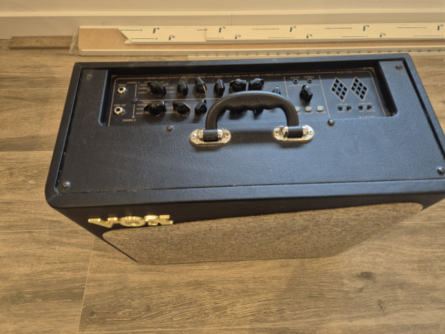 Amplificador de guitarra Vox AV30 de segunda mano por 160 € en Madrid ...