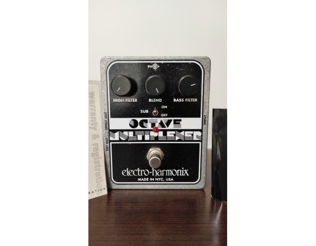 EHX Octave Multiplexer de segunda mano por 100 € en A Coruña | Guitarristas
