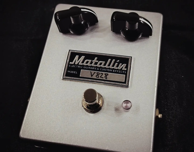Matallín Réplica Tone Bender V828 de segunda mano por 150 € en Valencia