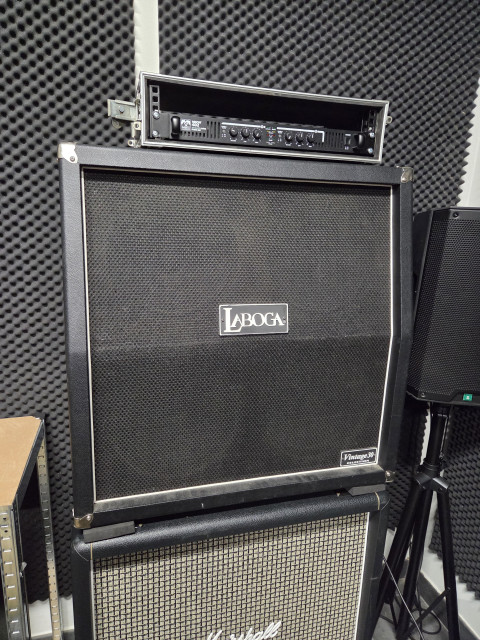 Pantalla Laboga 4x12 Celestion V30 de segunda mano por 300 € en ...