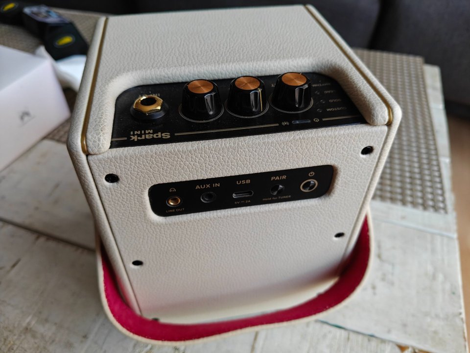 Positive grid Spark mini de segunda mano por 120 € en Barcelona ...