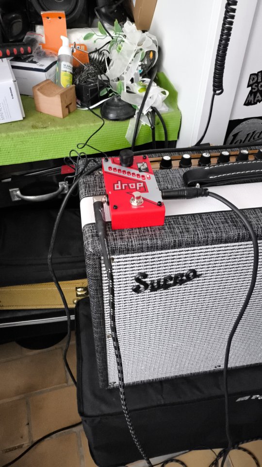 Supro Black Magick Reverb de segunda mano por 950 € en Cádiz
