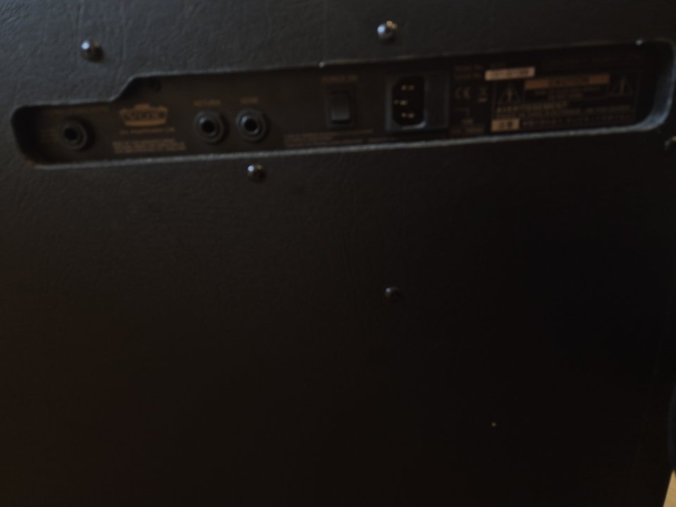 Amplificador de guitarra Vox AV30 de segunda mano por 160 € en Madrid ...