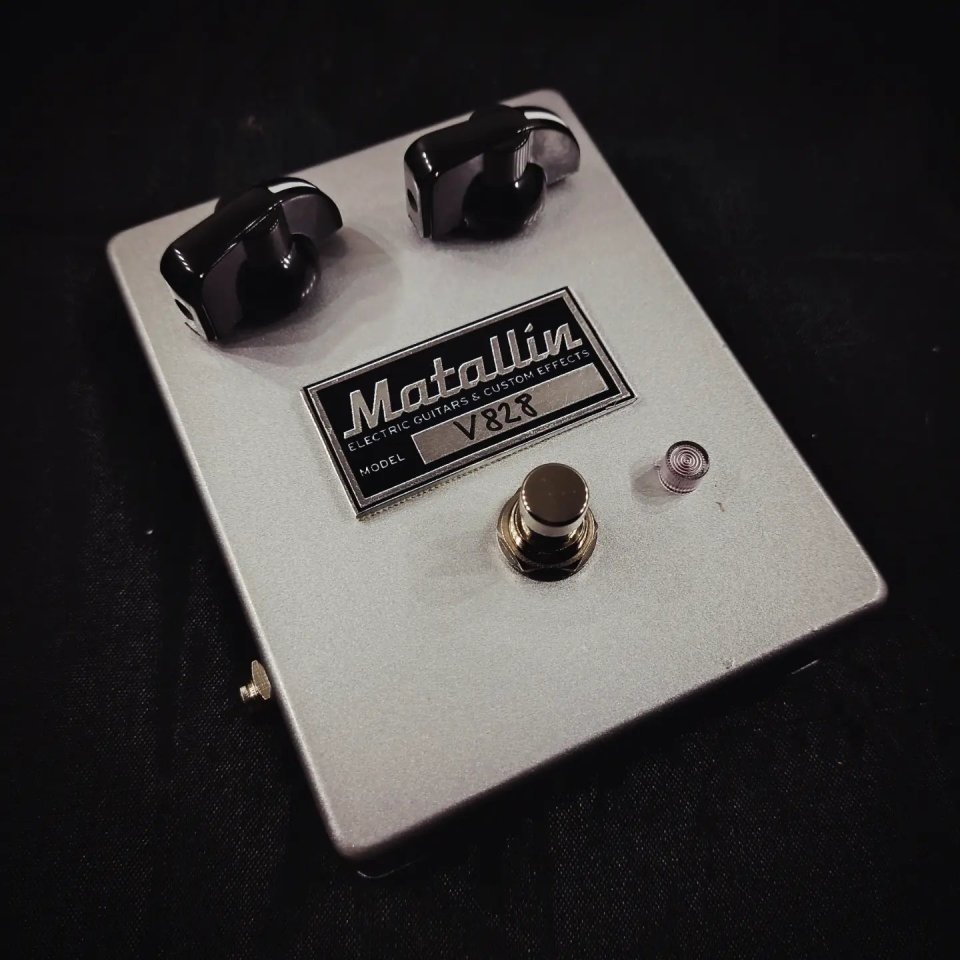 Matallín Réplica Tone Bender V828 de segunda mano por 150 € en Valencia