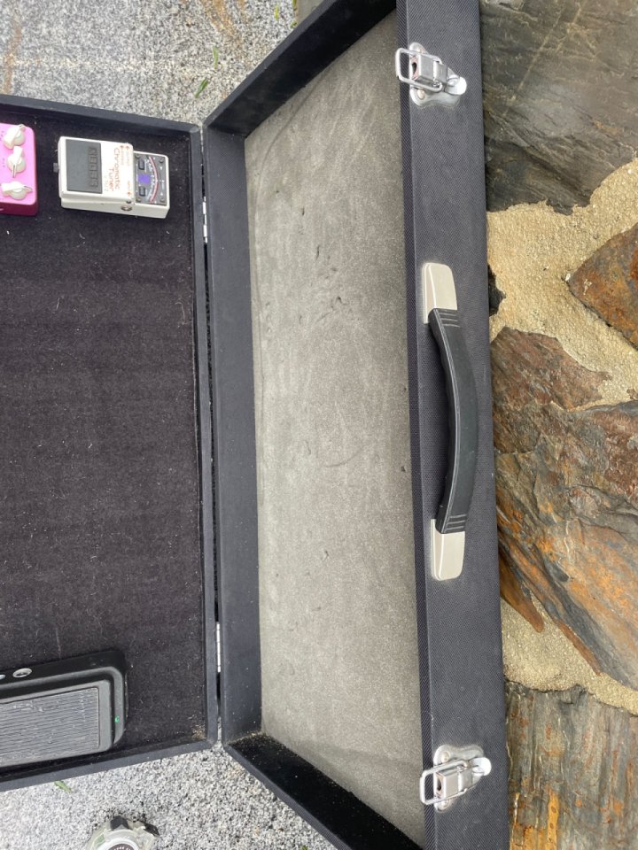 Maleta diago PB-03 de segunda mano por 75 € en Cádiz | Guitarristas