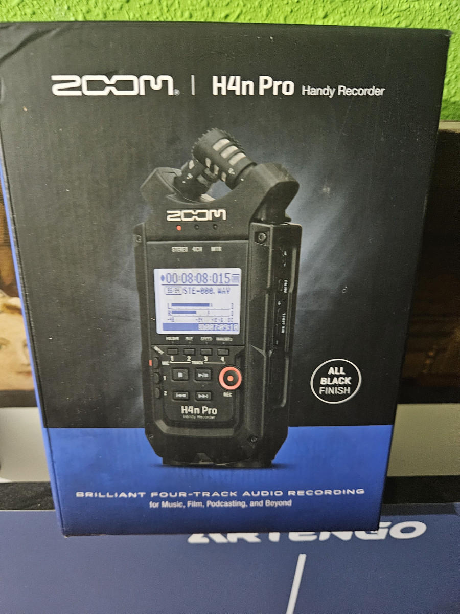 ZOOM H4n pro grabador multipistas de segunda mano por 150 € en Valencia ...