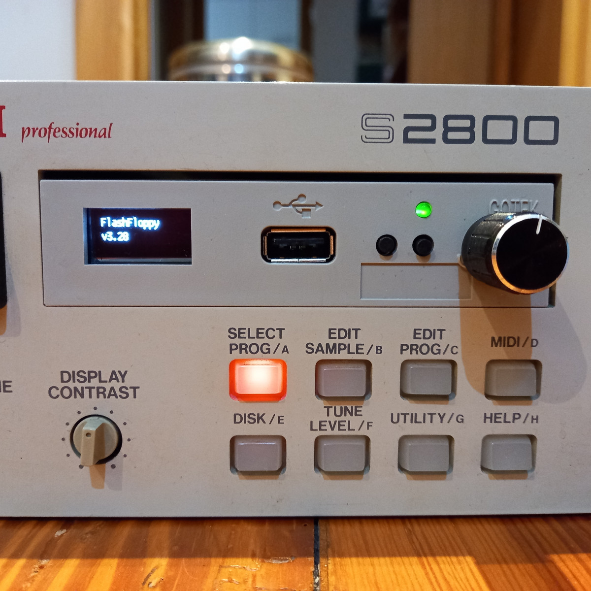 AKAI S2800 Sampler de segunda mano por 280 € en Gipuzkoa | Hispasonic