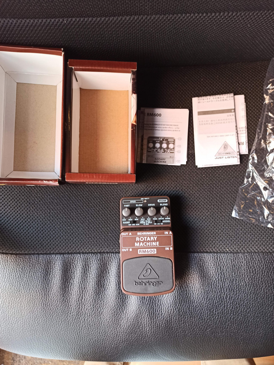 Behringer Rotary Machine RM600 de segunda mano por 100 € en Girona ...
