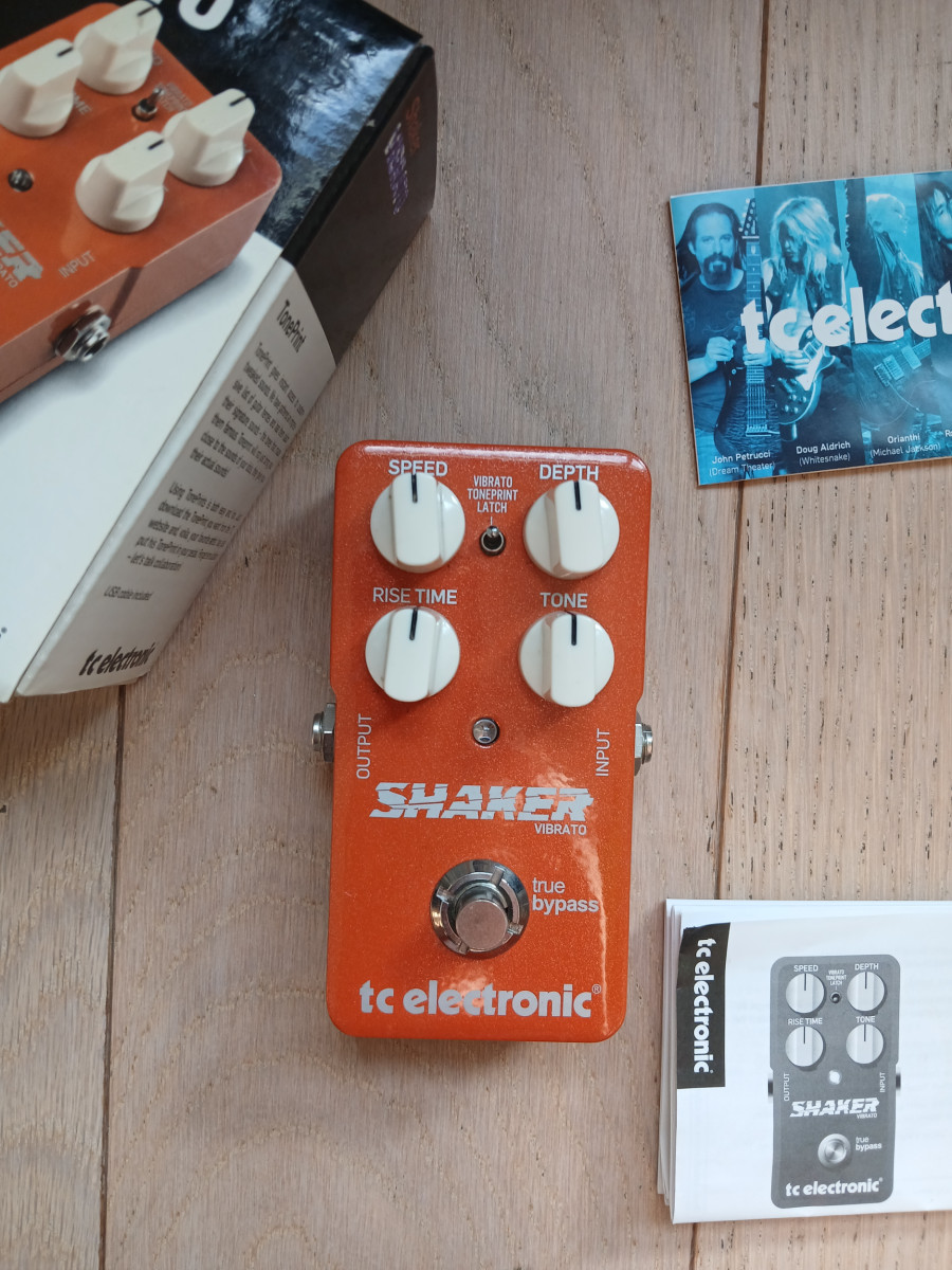 TC Electronic Shaker Vibrato de segunda mano por 60 € en Asturias ...