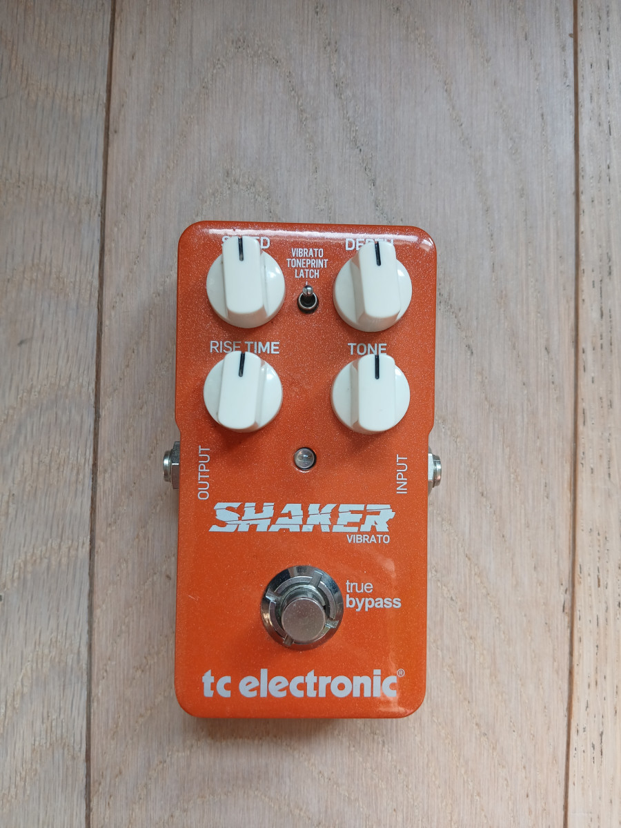 TC Electronic Shaker Vibrato de segunda mano por 60 € en Asturias ...