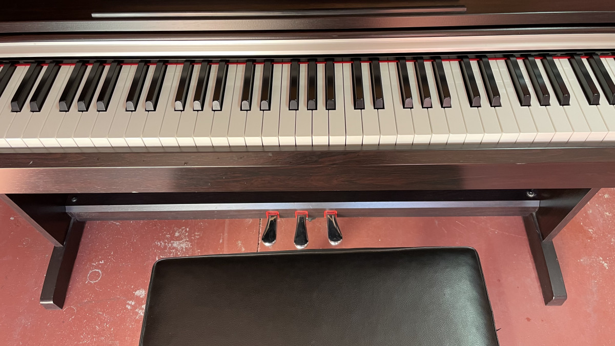 Yamaha Arius YDP-142 de segunda mano por 499 € en Albacete | Hispasonic