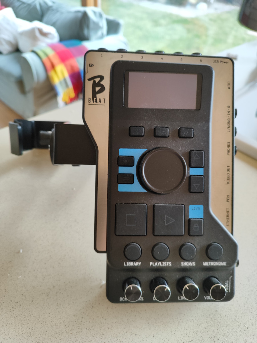 M-live B.beat de segunda mano por 400 € en Barcelona | Hispasonic